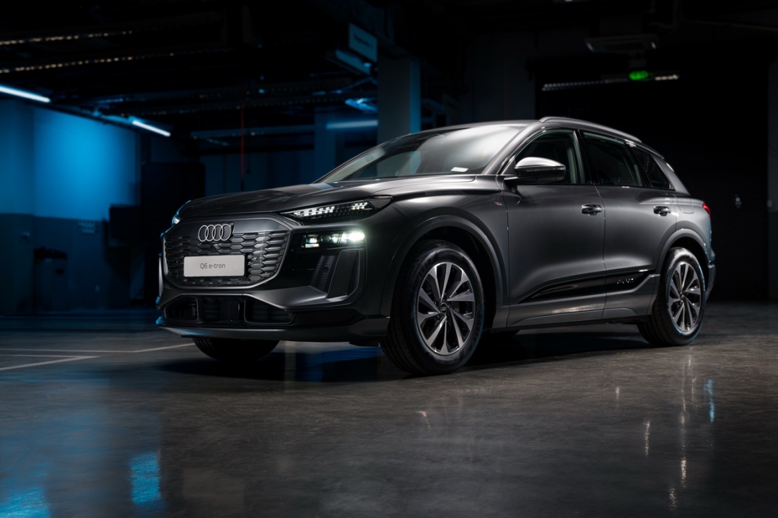 Audi Q6 e-tron ra mắt, giá từ 3,199 tỷ đồng tại Việt Nam