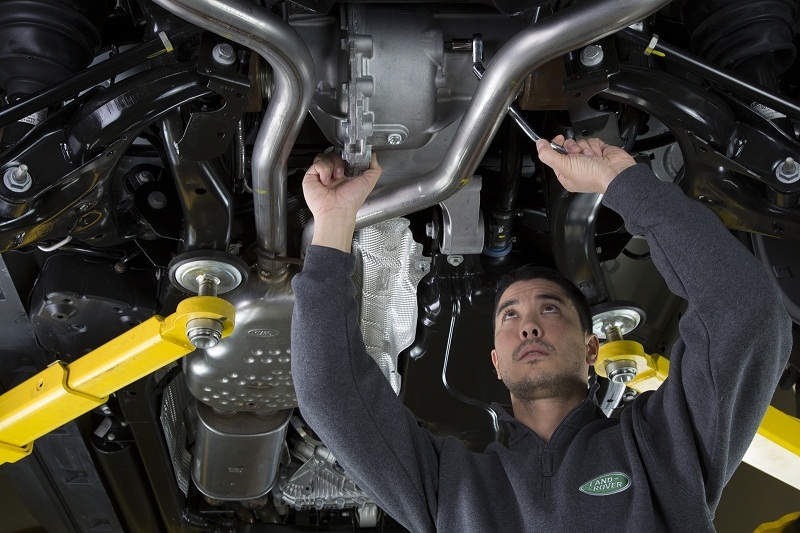 Jaguar Land Rover giảm giá phụ tùng tại Việt Nam